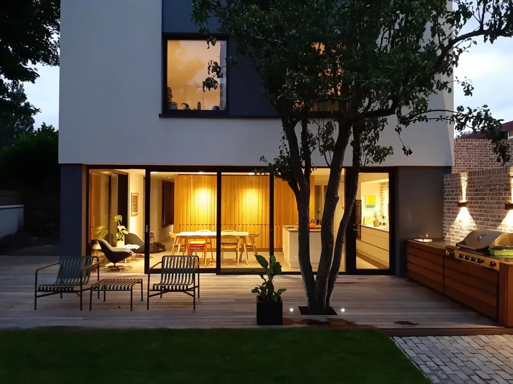 A guide to Lift And Slide versus In-Line Sliding Doors