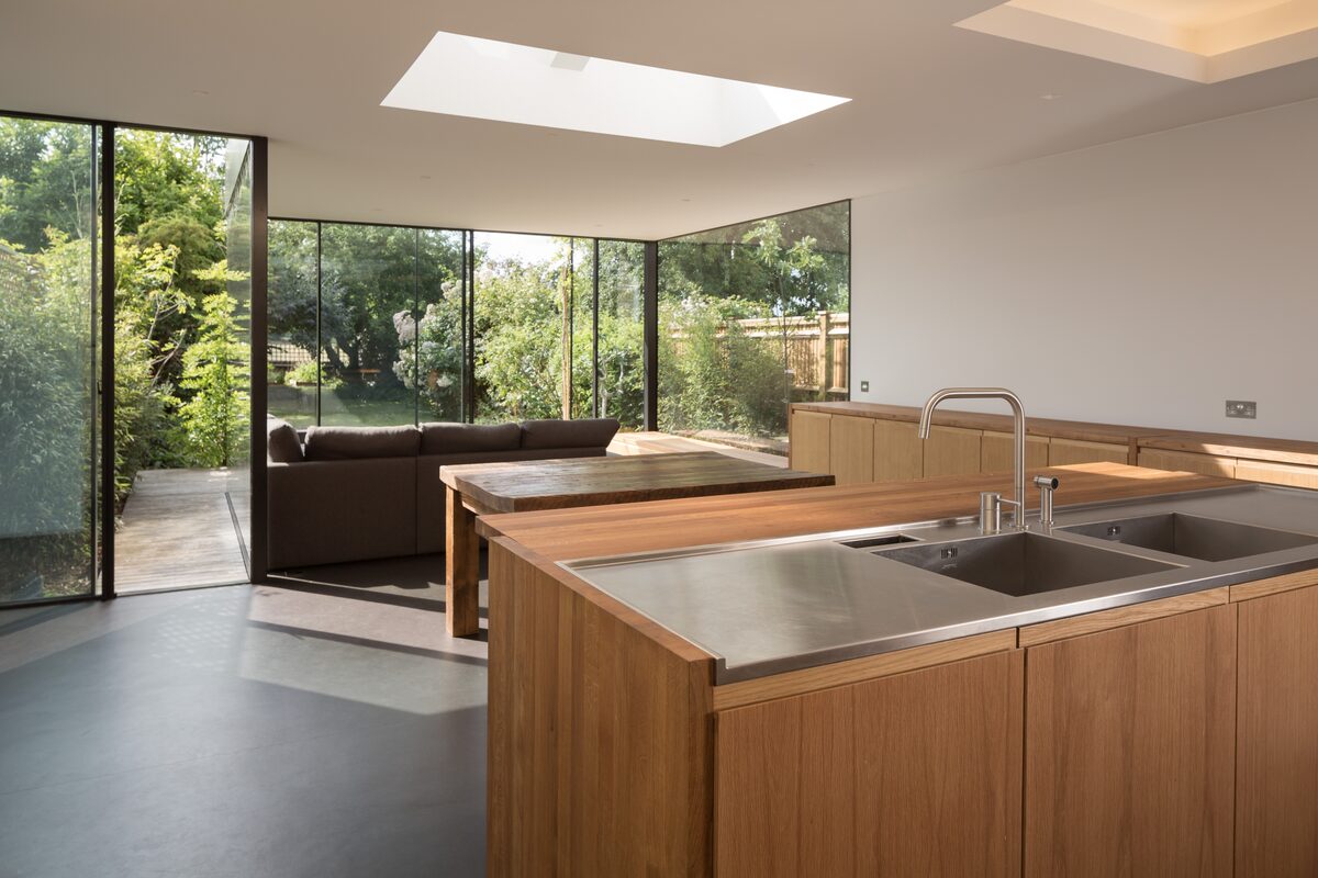 PRESTIGE SOLAR CONTROL GLASS TO PREVENT OVERHEATING